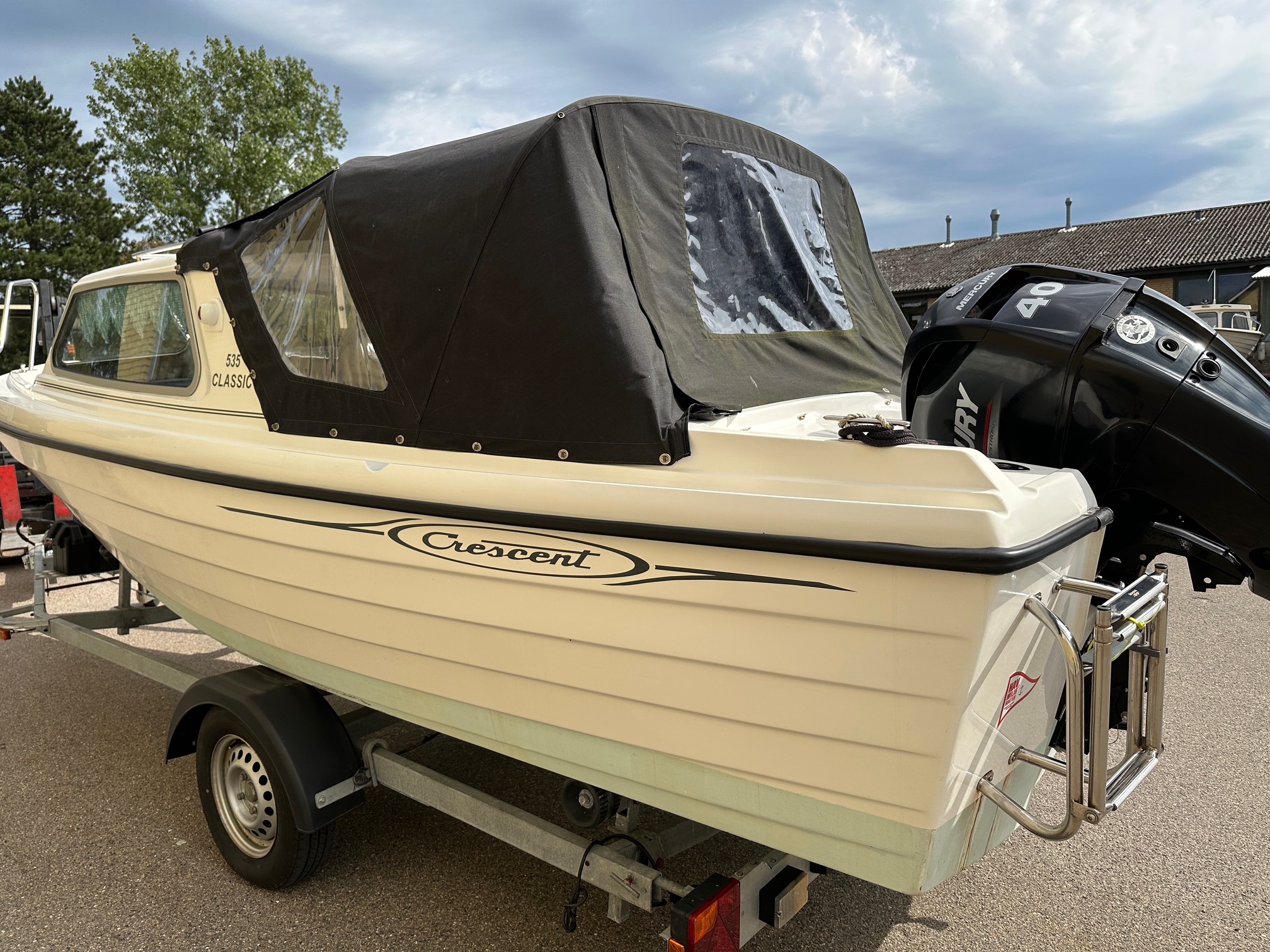 Crescent 535 Classic – årgang 2020 Med Mercury 40 HK EFI – kun 59 timer ...